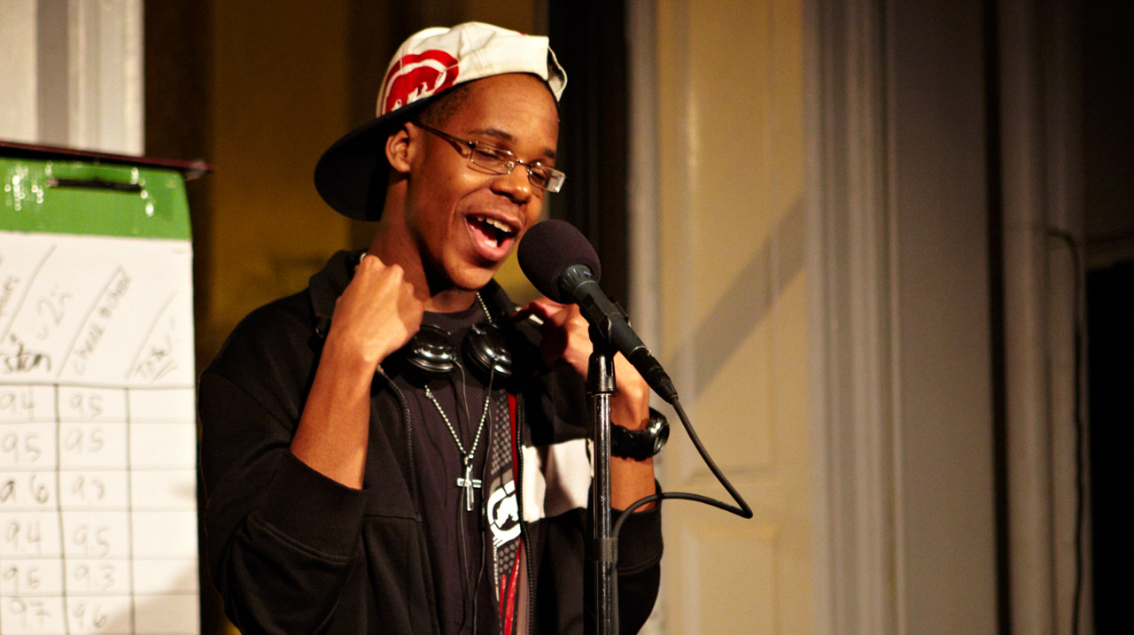 The Moth (en-US) | Blog | Storytelling School with The Moth: Bi-Weekly ...